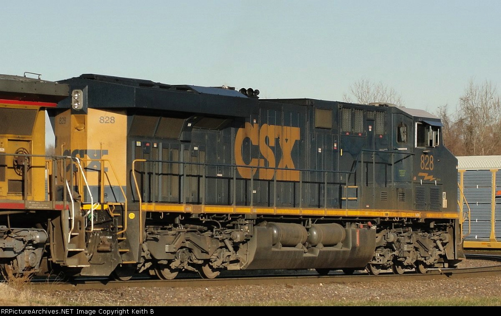 CSX 828